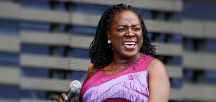 Women Who Inspire: Sharon Jones - TueNight.com